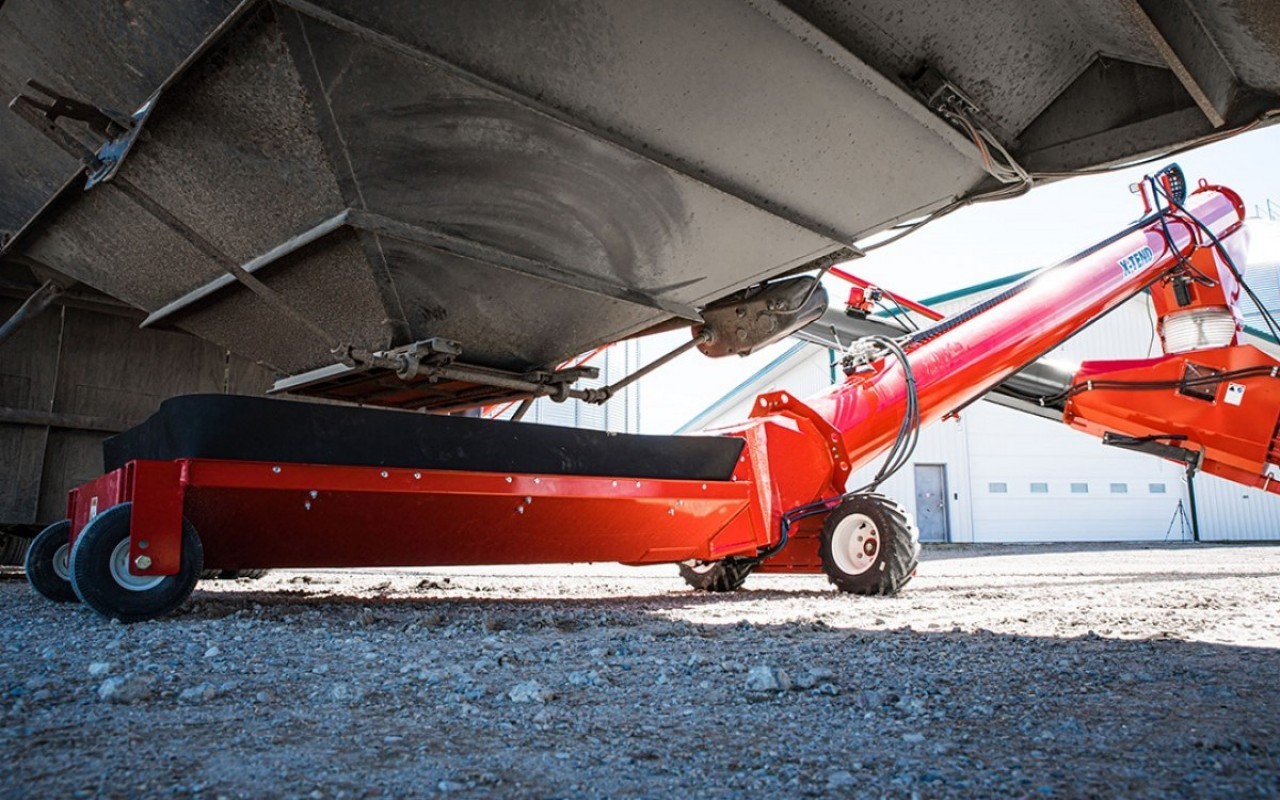 AGI X2 Series Swing Auger | Grain Handling | Flaman Agriculture