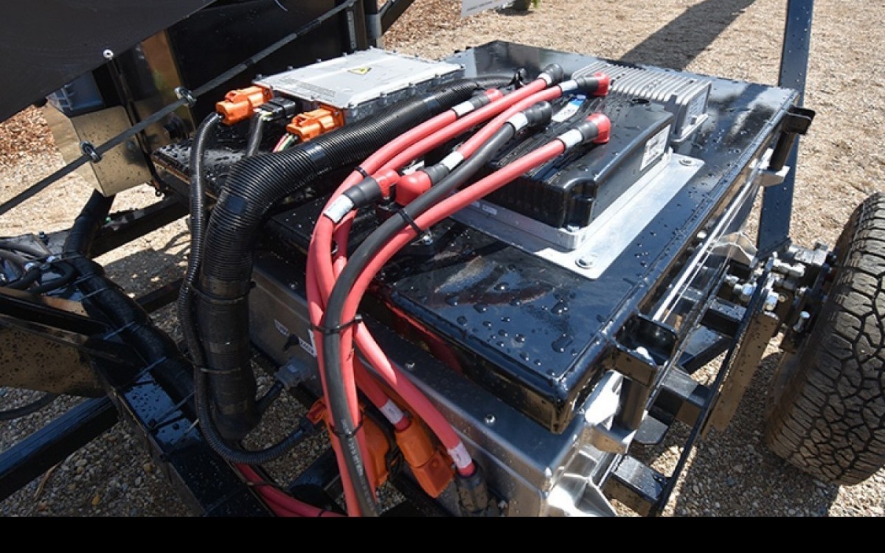 Convey-All VOLT Battery Powered Conveyor | Grain Handling | Flaman ...
