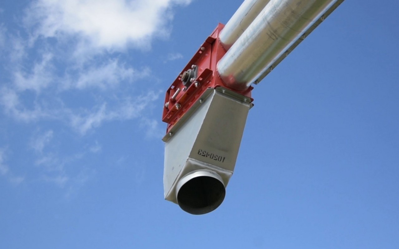 AGI Hutchinson Double Run Chain Conveyor | Grain Handling | Flaman ...