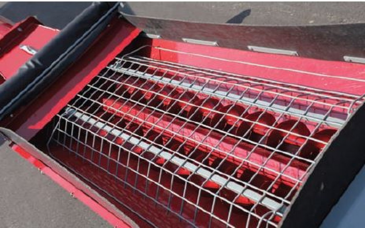 Meridian Swing Auger | Grain Augers | Flaman Agriculture